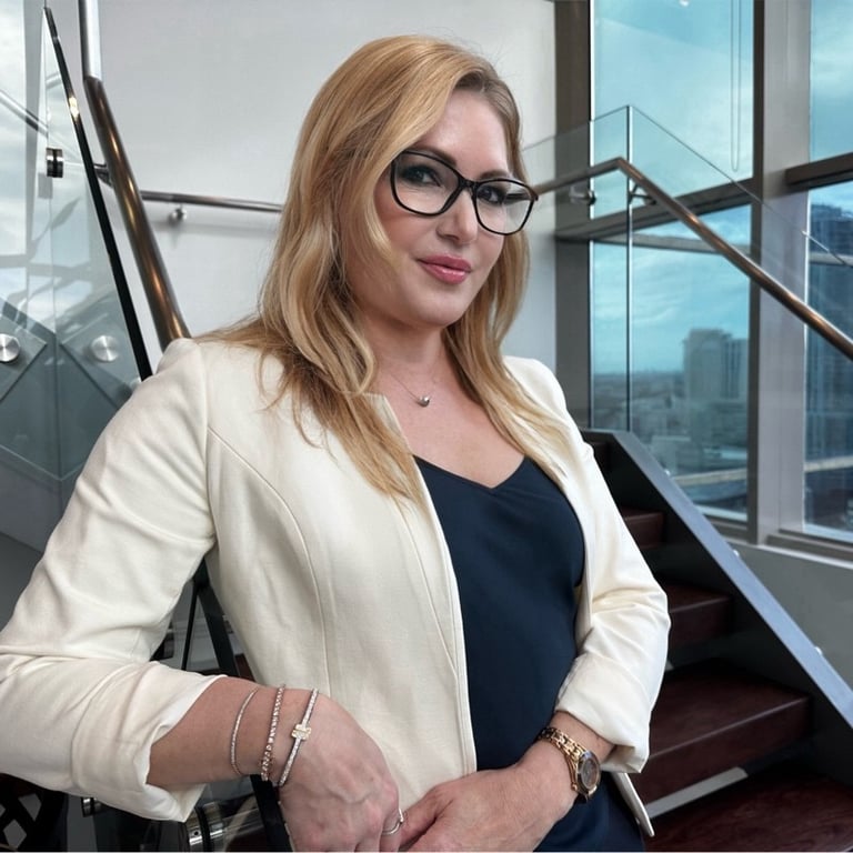 Woman / Female Lawyer - Women Lawyers & Attorneys Near Me